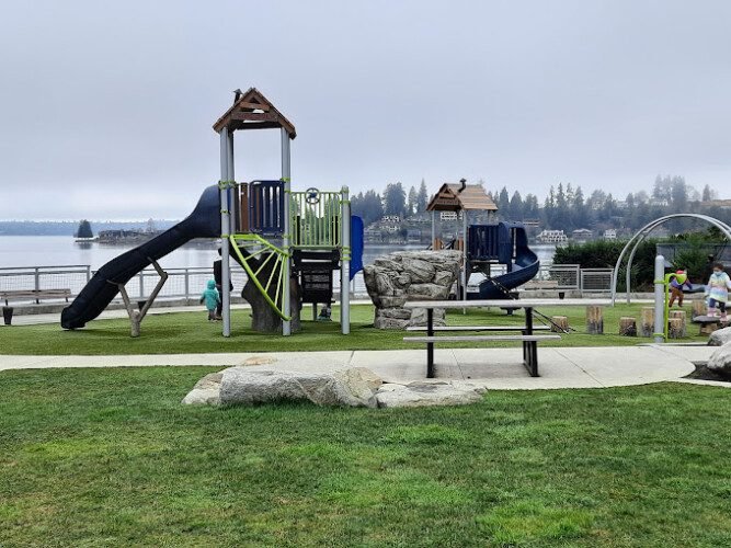 Meydenbauer Beach Park - 29 Nights